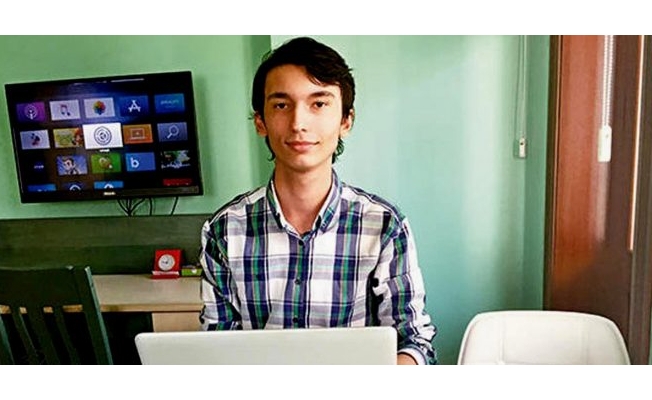 Siri'nin Açığını Bulan Lise Öğrencisi Yiğit Can Yılmaz - Göktürk Dergi ...